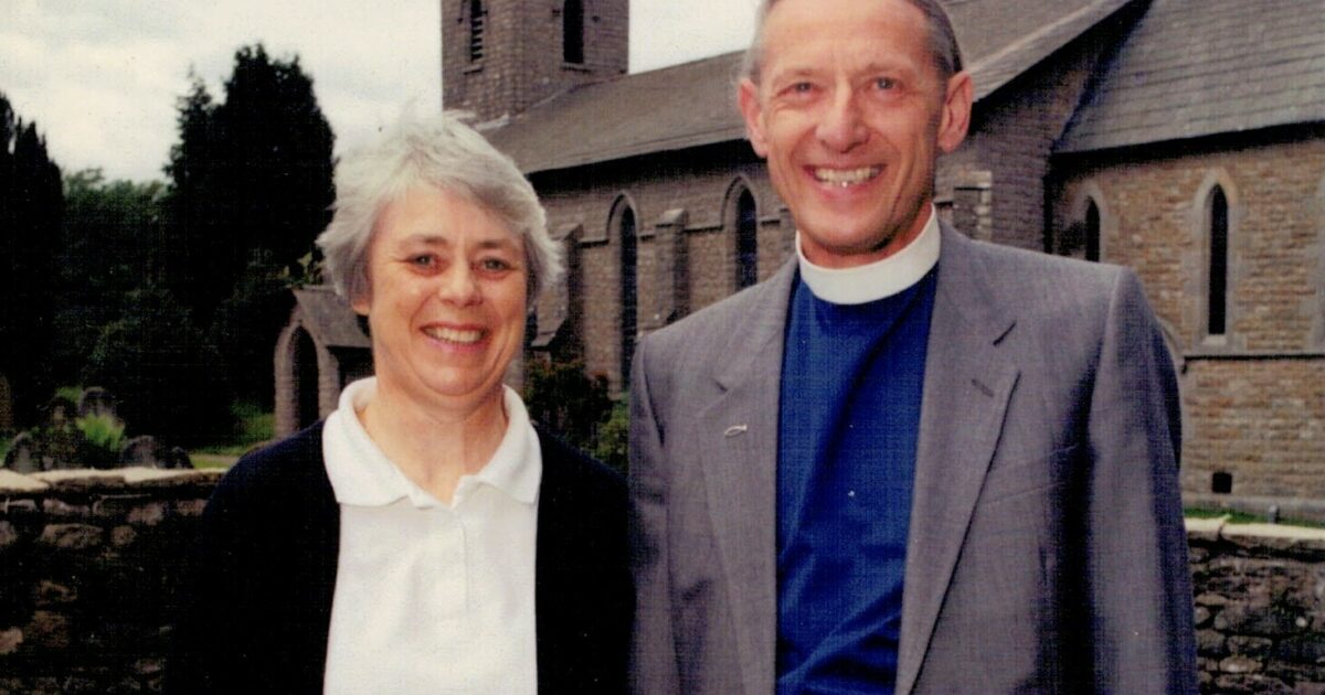 St David's College | Tribute: Greville Grubb - Chaplain 1977-89